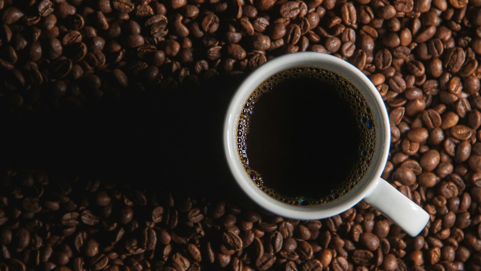 Best Dark Roast Coffee for Beginners: 3 Non-Bitter Picks